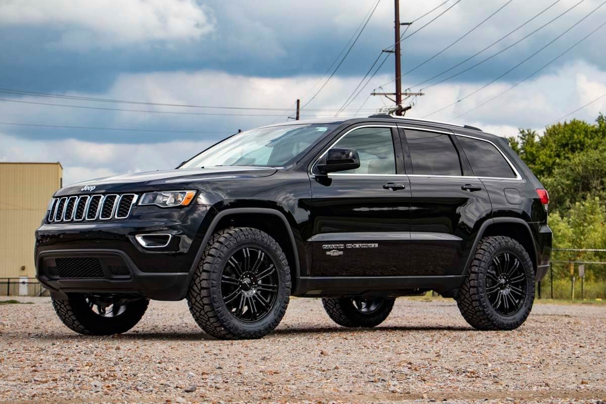 2.5 Inch Lift Kit N3 Struts 16-20 Jeep Grand Cherokee 4WD Rough Countr ...